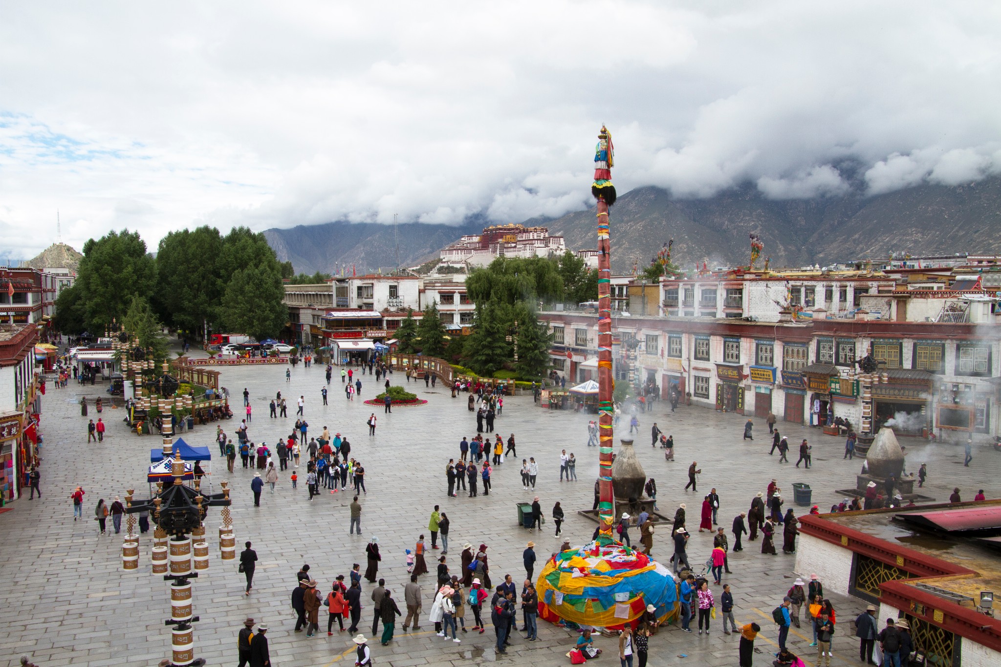 Tibet lhasa Jokhang Temple - China ChengDu Tours, Chengdu Panda ...